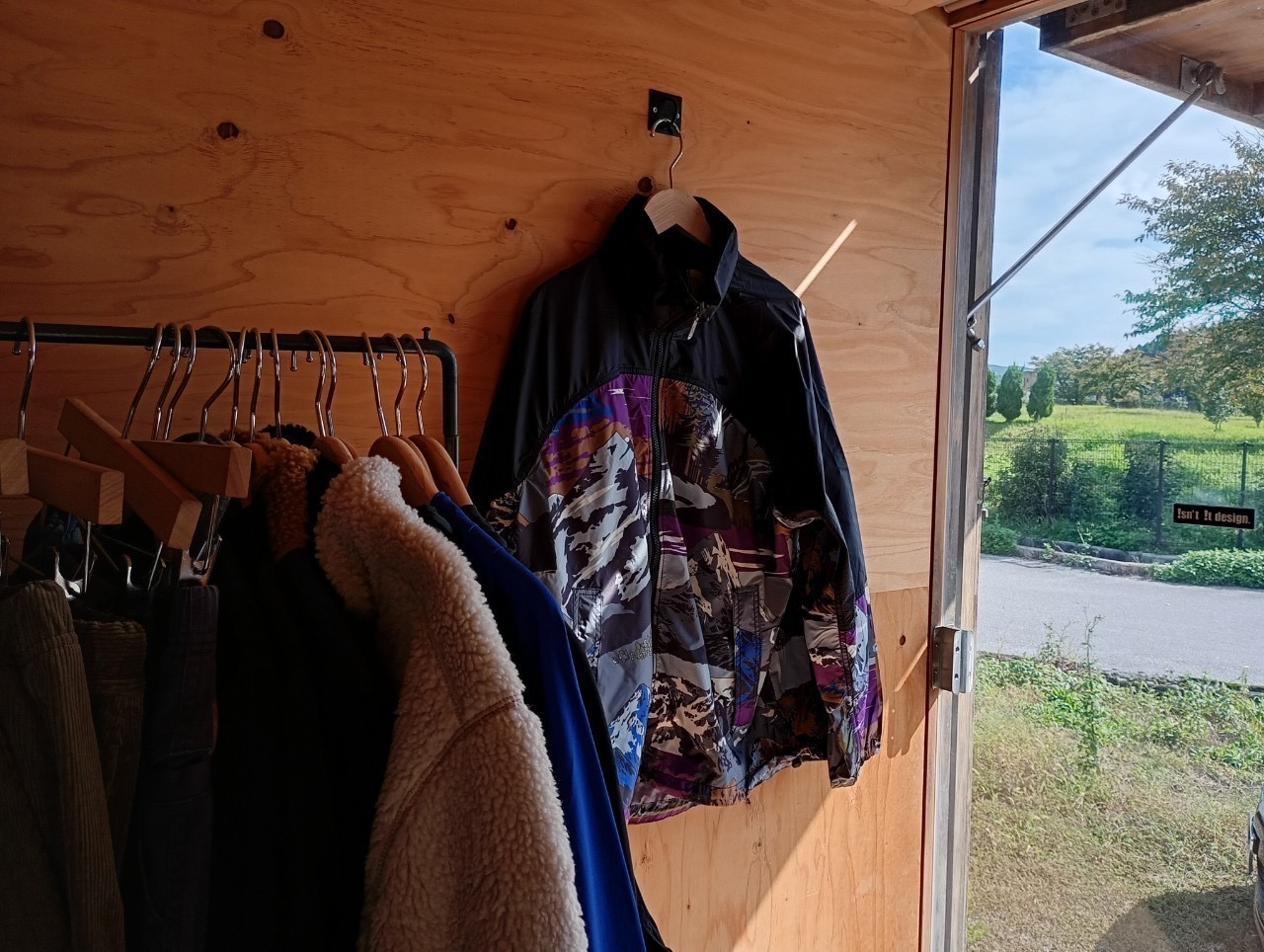 米原に移住して見つけた新しい自分と夢「!sn’t !t design」 - 米原市商工会女性部